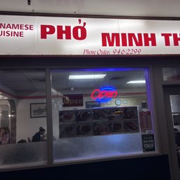 PHO MINH THU - Updated October 2025 - 409 Photos & 473 Reviews - 478 Ena Rd, Honolulu, Hawaii ...