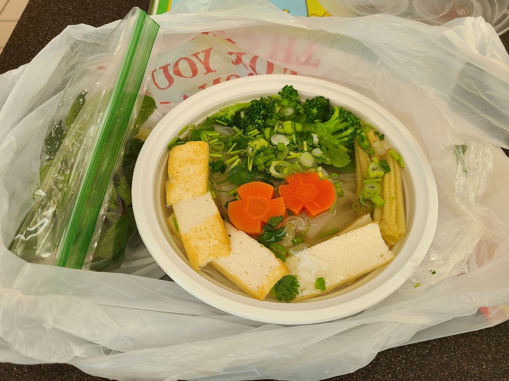 DIAMOND PHO - Updated February 2025 - 242 Towne Center Circle, Sanford ...