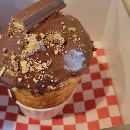 Bakeries - BENJI’S BAKERY & CAFE - 342 Photos & 200 Reviews - 901 E ...