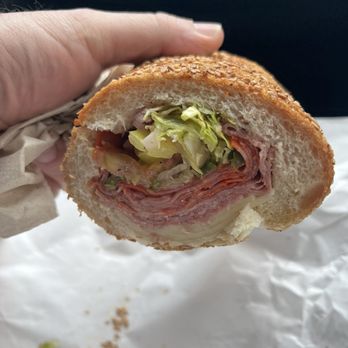 V & S ITALIAN DELI & SUBS - Updated July 2024 - 499 Photos & 715 ...