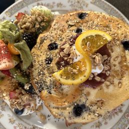 MAVEN - Updated December 2025 - 206 Photos & 124 Reviews - 1006 17 Ave ...