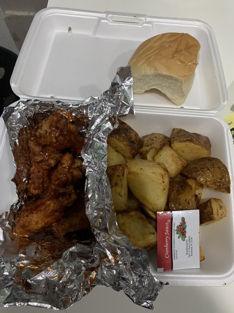 CHICKEN DELITE - 10 Photos & 32 Reviews - 44805 Hayes Rd, Sterling ...