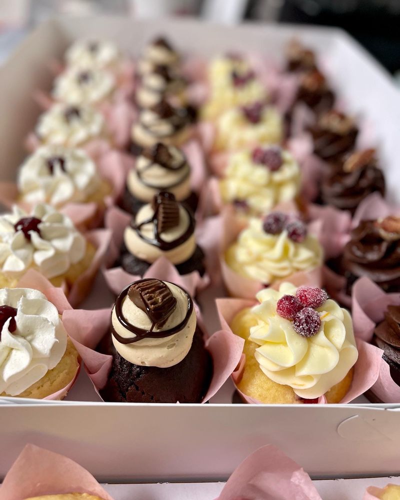 WIND CITY SWEETS AND TREATS - Updated September 2024 - 162 Photos - 613 ...