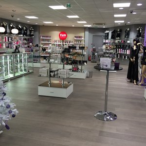 LE BAL DES ARDENTS - Updated June 2025 - 22 Photos & 35 Reviews - 17 ...