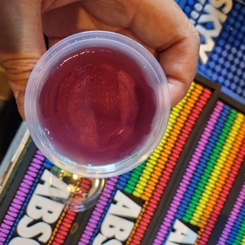 HI DIVE - Updated January 2026 - 325 Photos & 602 Reviews - Pier 28 1/2 ...