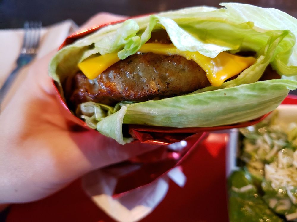 RED ROBIN GOURMET BURGERS AND BREWS - 66 Photos & 97 Reviews - 3110 ...