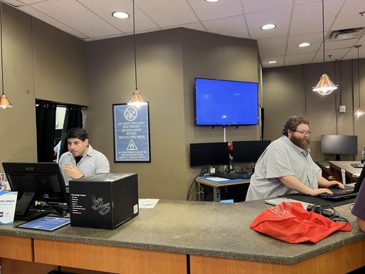 MICRO CENTER - Updated August 2025 - 163 Photos & 307 Reviews - 5305 S ...