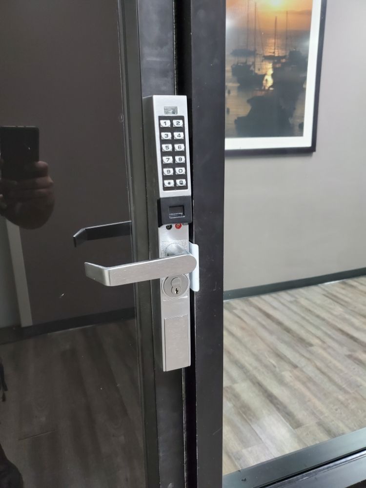 DON’S LOCK & KEY - LONG BEACH - Updated October 2025 - 47 Photos & 191 ...