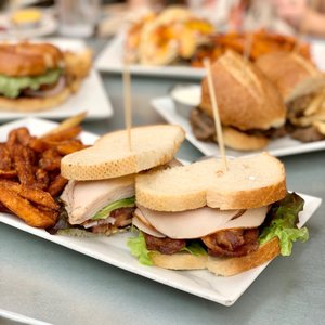 LEE’S MERCED COMMUNITY FOOD MARKET - 159 Photos & 79 Reviews - 37 E ...