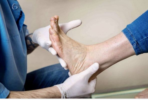 FOOT AND ANKLE CENTER - Updated December 2025 - 11 Reviews - 117 W Lake ...