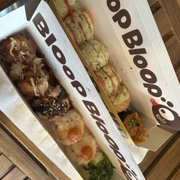 BLOOP BLOOP - Updated August 2025 - 16 Photos - 2205 W Montrose Ave, Chicago, Illinois - Sushi ...
