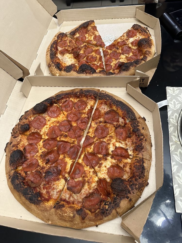 PIZZA HUT - Updated January 2026 - 42 Photos & 90 Reviews - 23301 Main ...