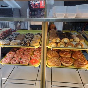 ARIZONA DONUTS - 37 Photos & 48 Reviews - 1583 S Ave B, Yuma, Arizona ...
