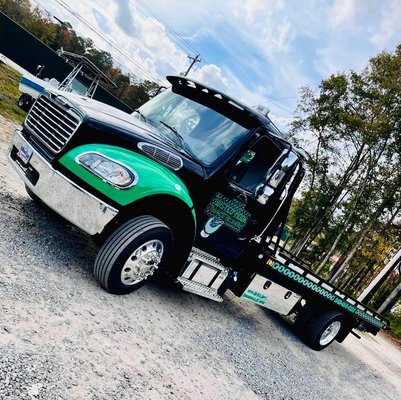 TWISTED HOOK TOWING - Updated January 2026 - 1558 Dawson Branch Rd ...