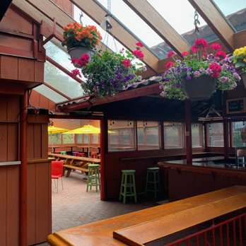 MADISON AVENUE PUB & RESTAURANT - Updated December 2025 - 68 Photos ...