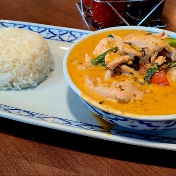 SISTERS THAI KITCHEN - Updated January 2025 - 160 Photos & 141 Reviews ...