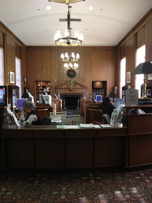 LAKE FOREST LIBRARY - Updated December 2025 - 33 Photos & 10 Reviews ...