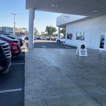 RAZZARI NISSAN - Updated May 2025 - 32 Photos & 54 Reviews - 1675 Auto ...