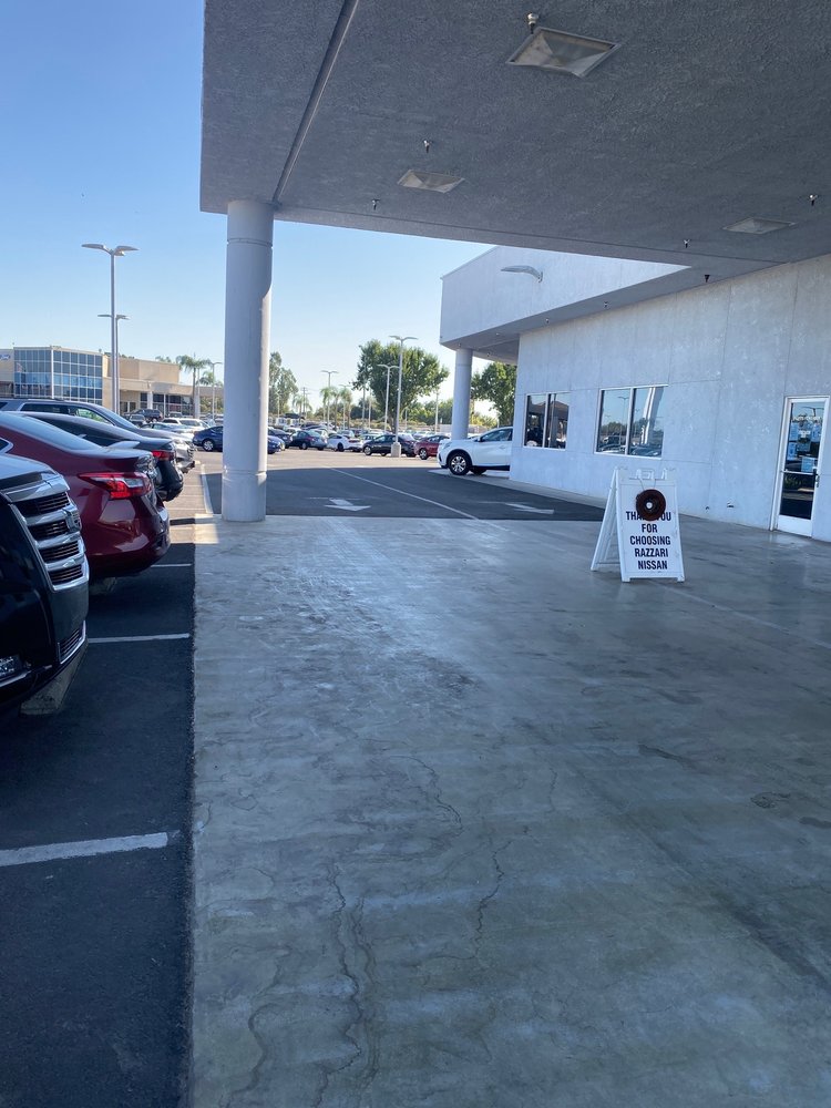 RAZZARI NISSAN - Updated May 2024 - 32 Photos & 51 Reviews - 1675 Auto ...