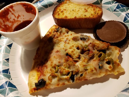 DEEK’S PIZZA - 38 Photos & 15 Reviews - Pizza - 755 33rd Ave E, West ...