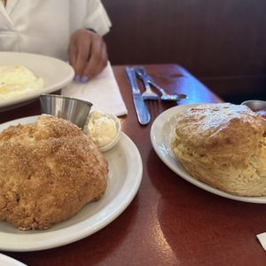 BLUE STAR CAFE & PUB - 402 Photos & 651 Reviews - 4512 Stone Way N ...