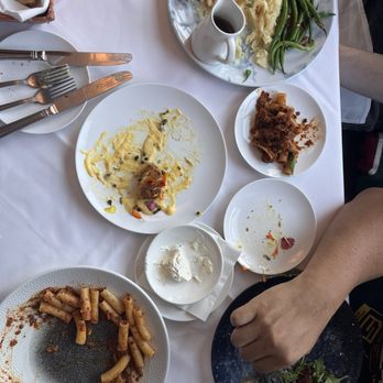 BIS ON MAIN - Updated May 2025 - 413 Photos & 571 Reviews - 10213 Main ...