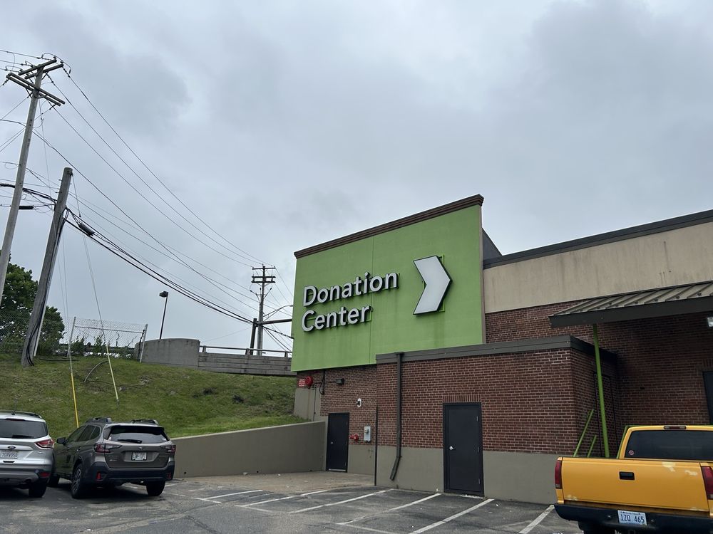 SAVERS - Updated December 2025 - 36 Photos & 61 Reviews - 201 Branch ...