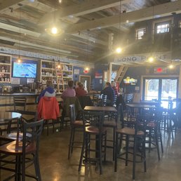 COACH LIGHT INN - Updated December 2025 - 32 Photos & 22 Reviews - 5555 ...