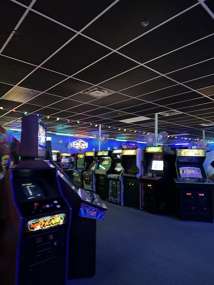 THE GARCADE - Updated March 2025 - 56 Photos & 43 Reviews - N85 W15920 ...