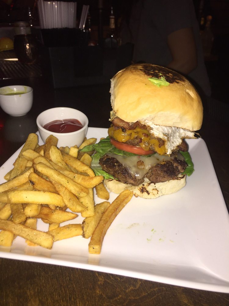 NUCKY’S COCKTAIL BAR - 17 Photos & 16 Reviews - 1406 N 14th St ...