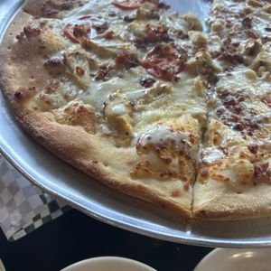 SLAP BOX PIZZA AND WINGS - Updated December 2025 - 28 Photos & 32 ...