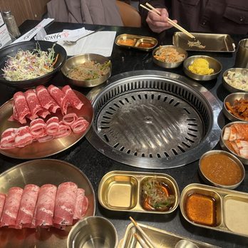 YAKINIQ - Updated May 2024 - 296 Photos & 214 Reviews - 2180 3rd St ...