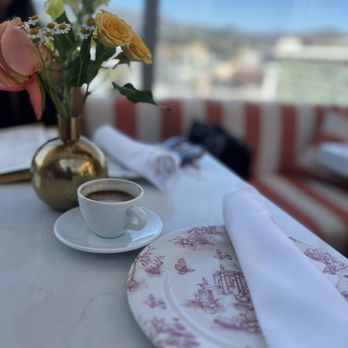 BAR LIS - 305 Photos & 217 Reviews - 1541 Wilcox Ave, Los Angeles ...