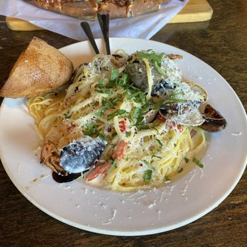 FIVE RESTAURANT BISTRO - Updated November 2025 - 440 Photos & 544 ...