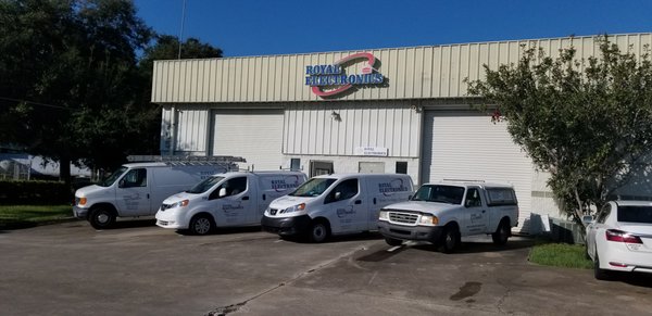 ROYAL ELECTRONICS - Updated December 2025 - 18 Photos & 14 Reviews ...