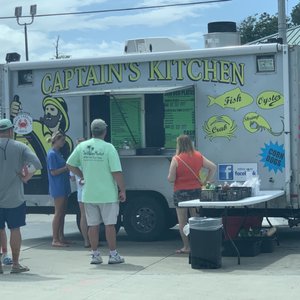 CAPTAIN’S KITCHEN - 75 Photos & 107 Reviews - 1502 Salter Path Rd, Atlantic Beach, North ...