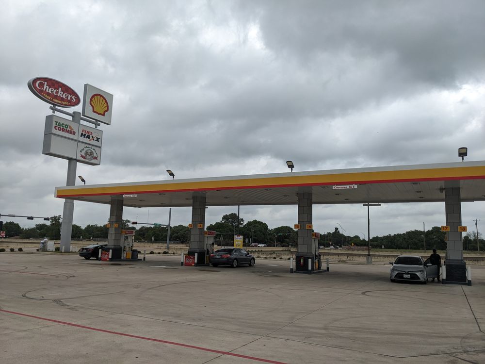 FUEL MAXX - Updated December 2025 - 420 University Dr, Prairie View ...