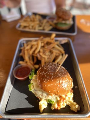 CHOMP KITCHEN AND DRINKS - Updated July 2024 - 290 Photos & 215 Reviews ...