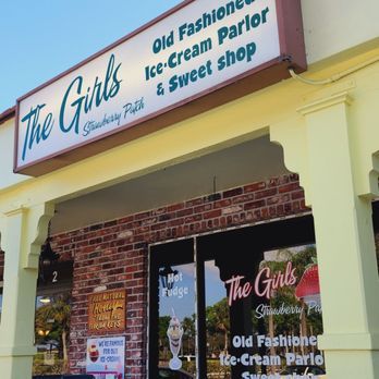 THE GIRLS STRAWBERRY U-PICK - Updated May 2025 - 1002 Photos & 246 ...