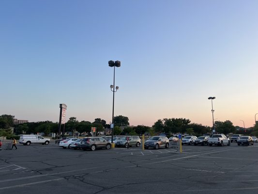 HY-VEE - Updated January 2026 - 38 Photos & 32 Reviews - 1315 6th St NW ...