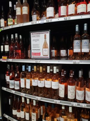 WINE LIBRARY - Updated July 2025 - 49 Photos & 184 Reviews - 586 Morris ...