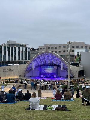 EPSTEIN FAMILY AMPHITHEATER - Updated October 2025 - 77 Photos & 15 ...
