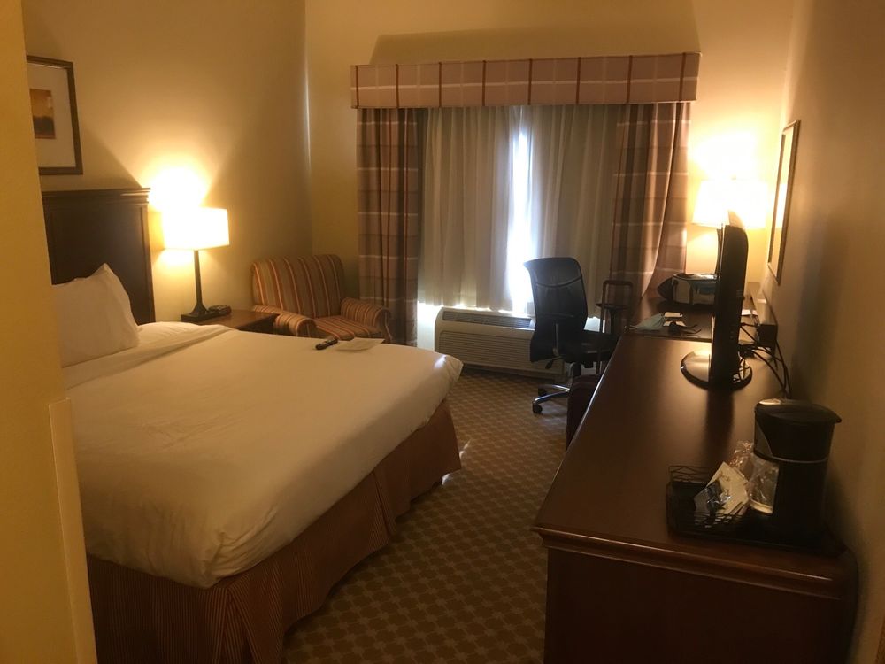 COUNTRY INN & SUITES BY RADISSON, COVINGTON, LA - Updated April 2025 ...