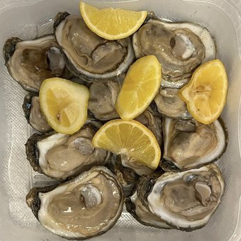 MUNICIPAL FISH MARKET AT THE WHARF - Updated June 2024 - 79 Photos & 33 ...