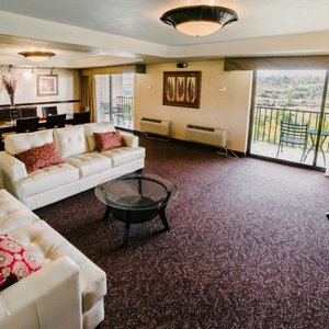 DOUBLETREE BY HILTON HOTEL SAN DIEGO - MISSION VALLEY - Updated March ...