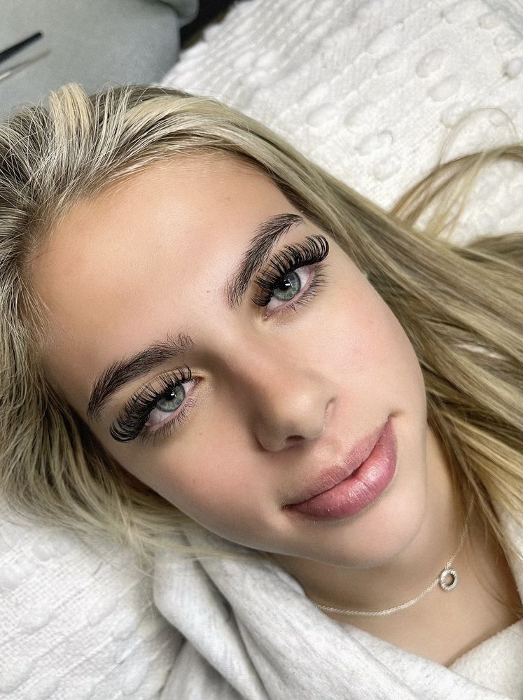 DIVINE LASH BAR - Updated 05/2025 - Request an Appointment - 16 Photos - 9810 W Skye Canyon Park ...