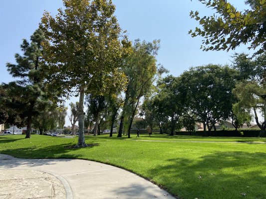 PEPPERWOOD PARK - Updated March 2025 - 16 Photos - 55 Columnus, Irvine ...