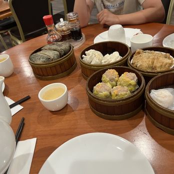 JOYALE SEAFOOD RESTAURANT - Updated November 2024 - 484 Photos & 200 ...