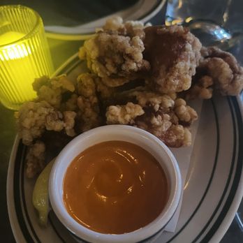 TRAD ROOM - Updated September 2024 - 347 Photos & 189 Reviews - 266 ...