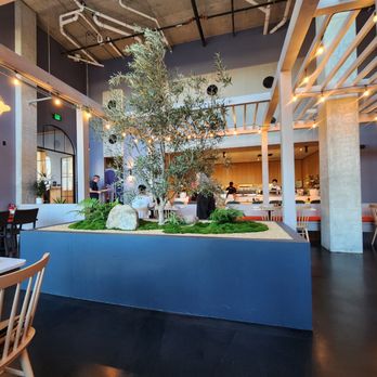 MOMIJI - Updated November 2025 - 69 Photos - 22 Reviews - 16595 Redmond ...